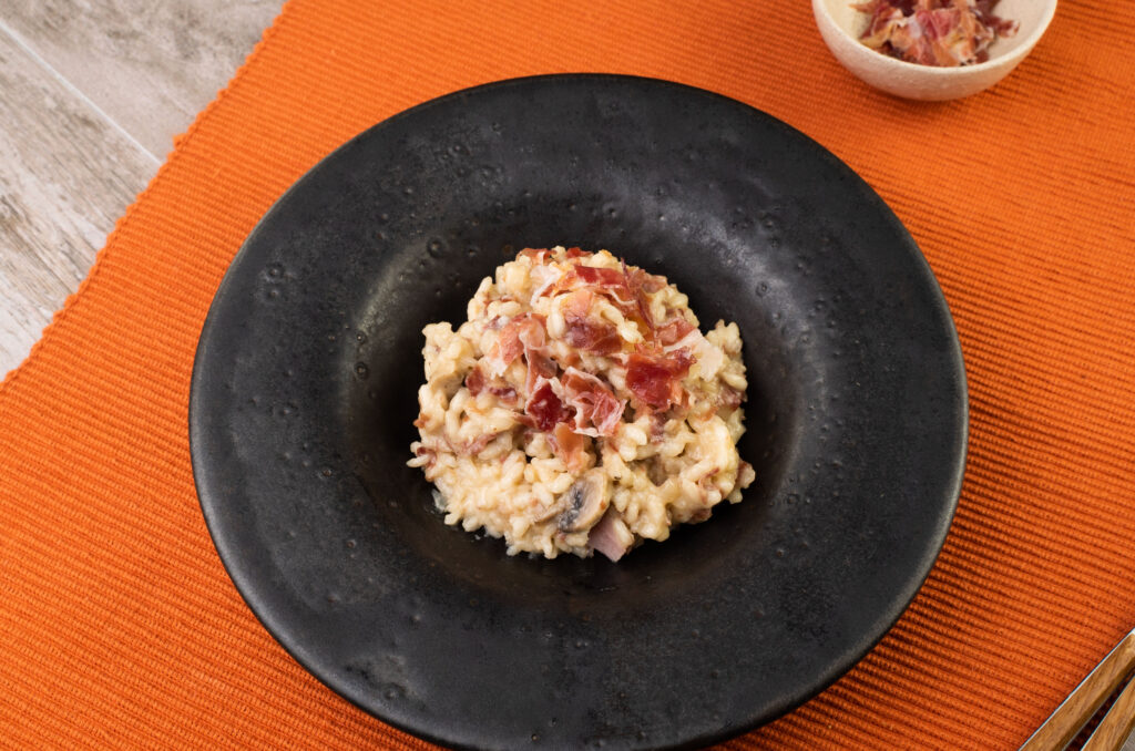 RISOTTO CREMOSO DE JAMÓN IBÉRICO Y CHAMPIÑONES